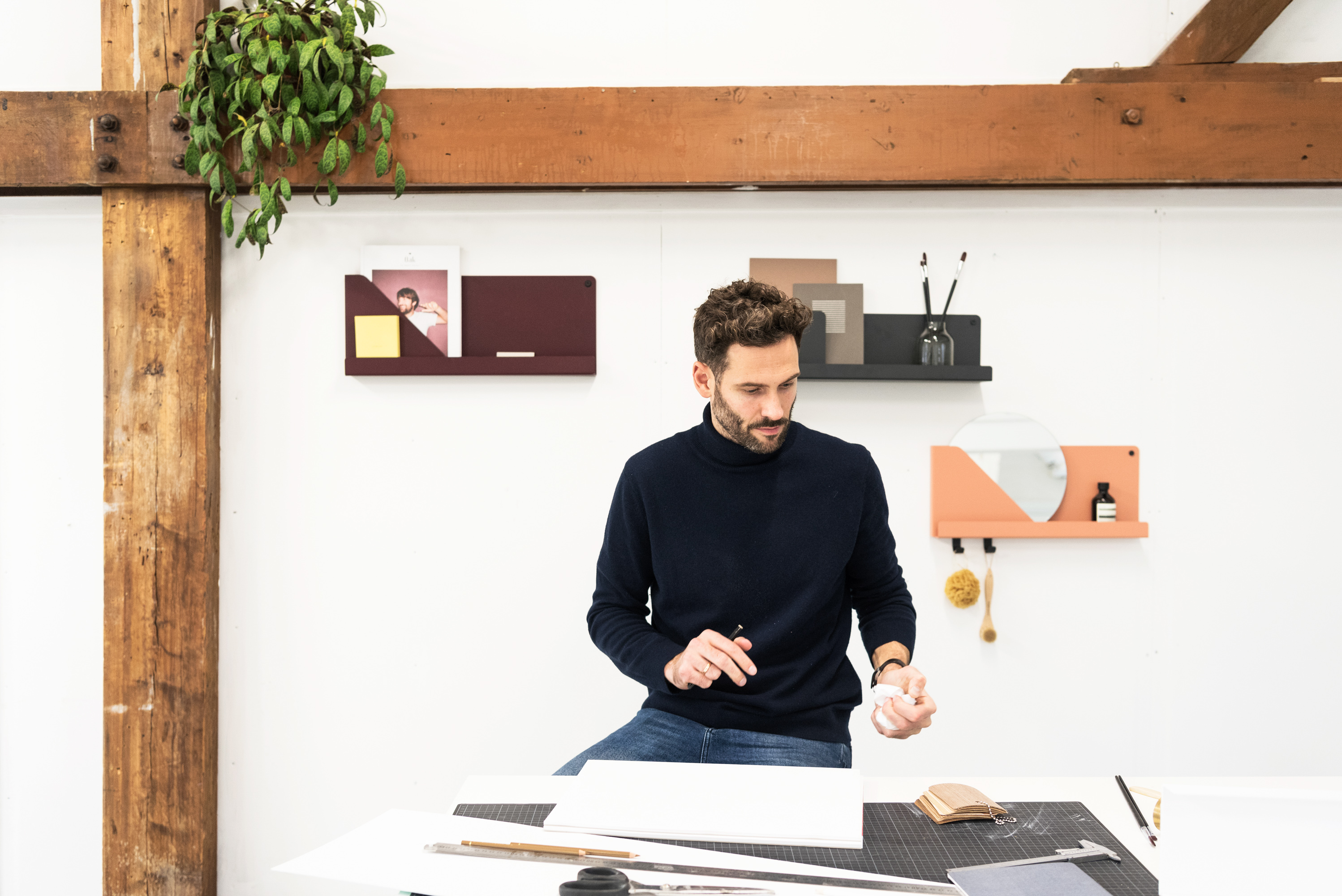 Folded Shelves | Modernly decorative Folded Shelves | Modernly decorative